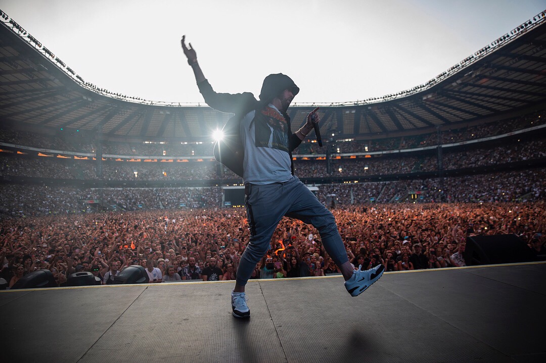 EMINEM KAMIKAZE DEBUTS AT NUMBER ONE ON THE BILLBOARD CHARTS - Where Is ...