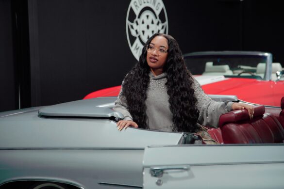 Who Is Andreina Santos? Meet the Bombshell Turning Heads on Love Island ...