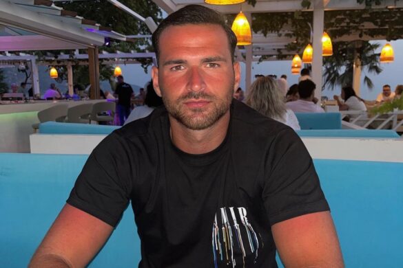 Who Is Andreina Santos? Meet the Bombshell Turning Heads on Love Island ...