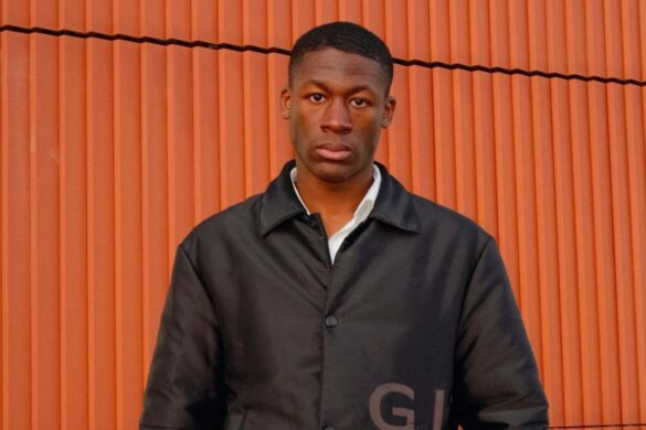 Who Is Andreina Santos? Meet the Bombshell Turning Heads on Love Island ...