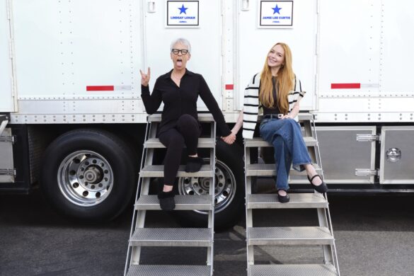 Why Catherine Zeta-Jones' Elena in The Mask of Zorro Is Breaking the ...