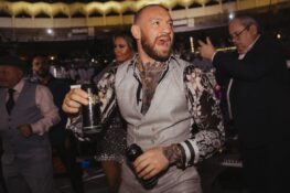 500-Pound Rapper Dank Demoss Proves She Can Fit in an SUV Amid Lyft ...