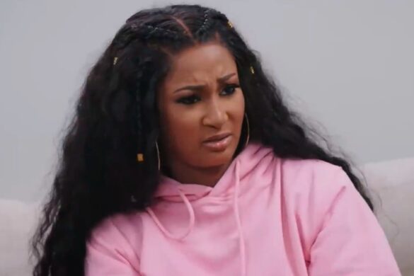 Who Is Andreina Santos? Meet the Bombshell Turning Heads on Love Island ...