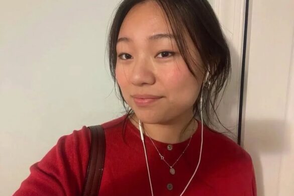 OnlyFans Millionaire Sophie Rain Drops $1M on MrBeast’s TeamWater ...